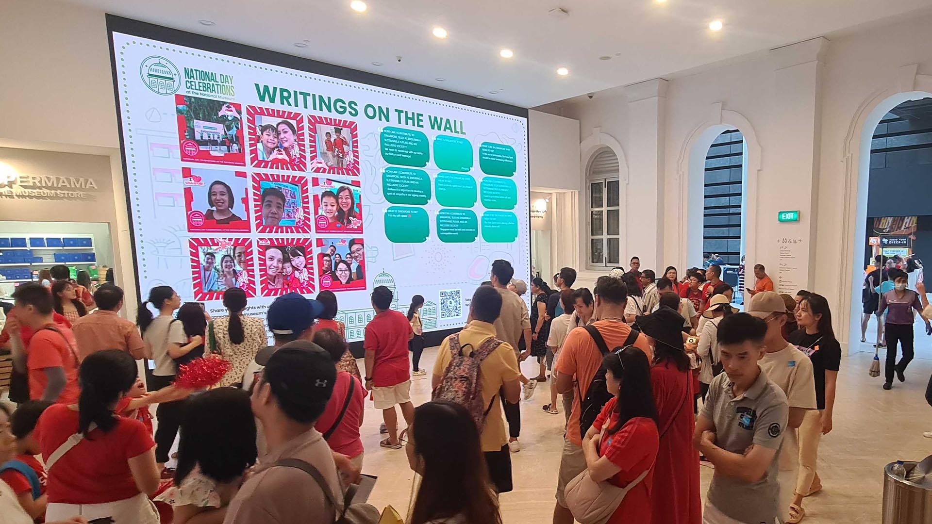 Photo, Message & Appreciation Walls - Searix